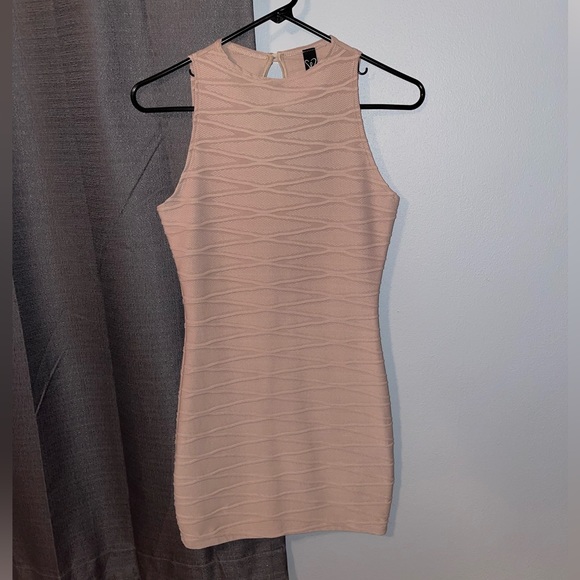 Windsor | Dresses | Nude Windsor Bodycon Dress | Poshmark